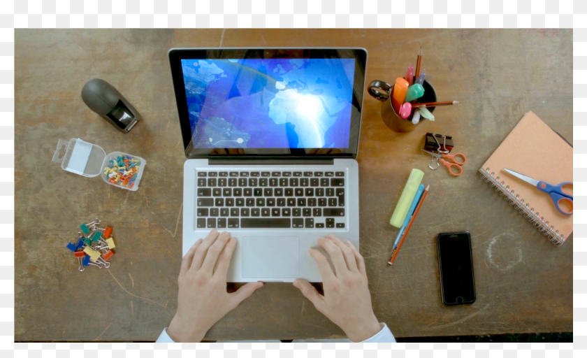 Laptop Screen Mock-up Man - Netbook, HD Png Download - 1920x1920 (#6668490) - PinPng